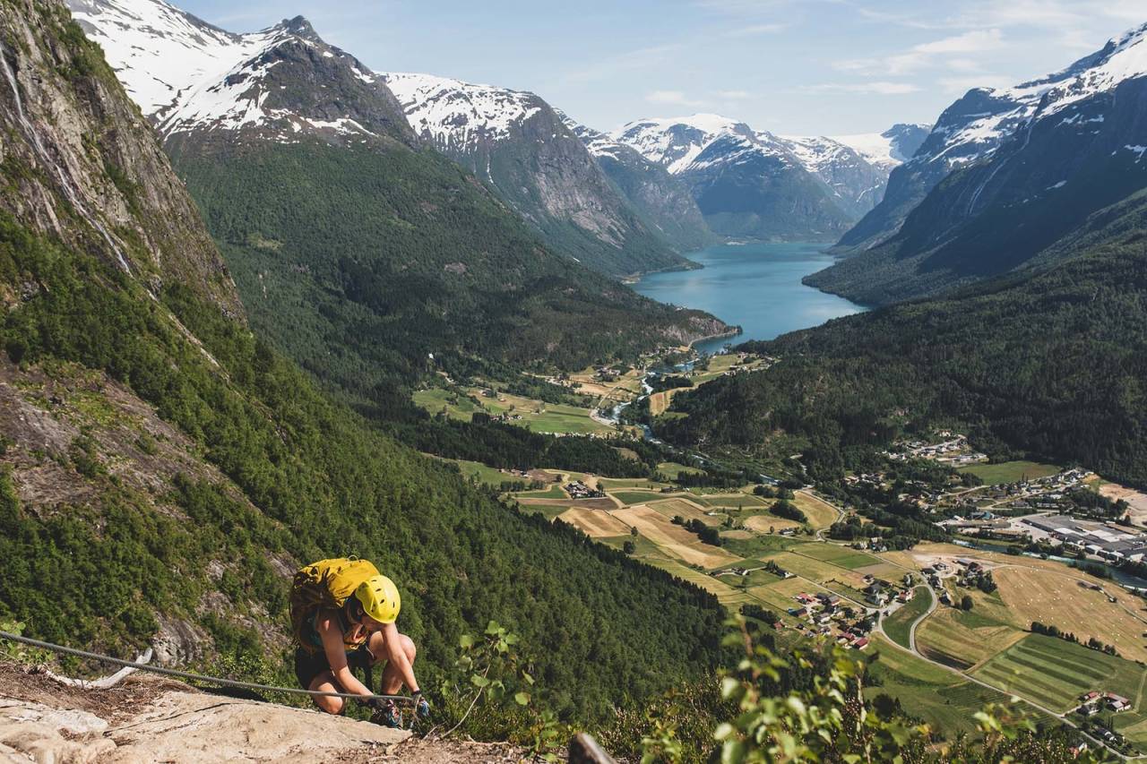 En tur opp Via Ferrata Loen | Via ferrata | UTEMAGASINET.NO